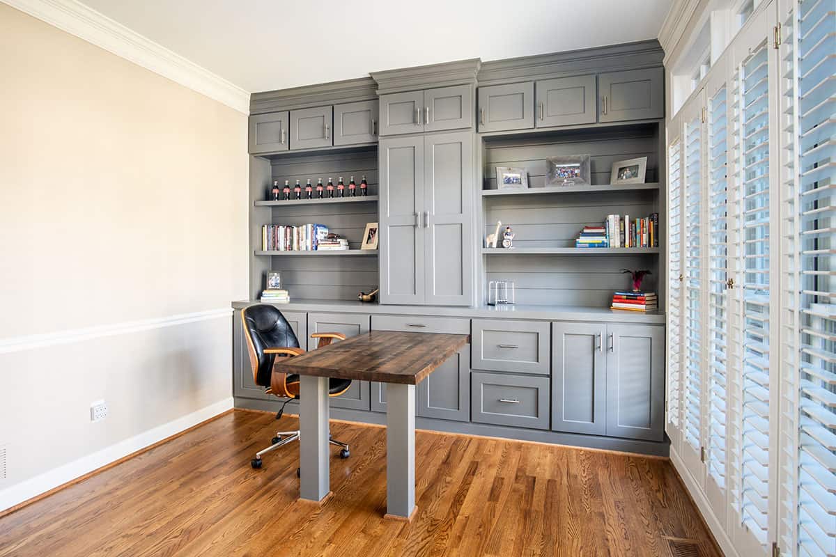 Custom Built Bookcases, Fireplaces | Greater Atlanta | Creative Cabinets