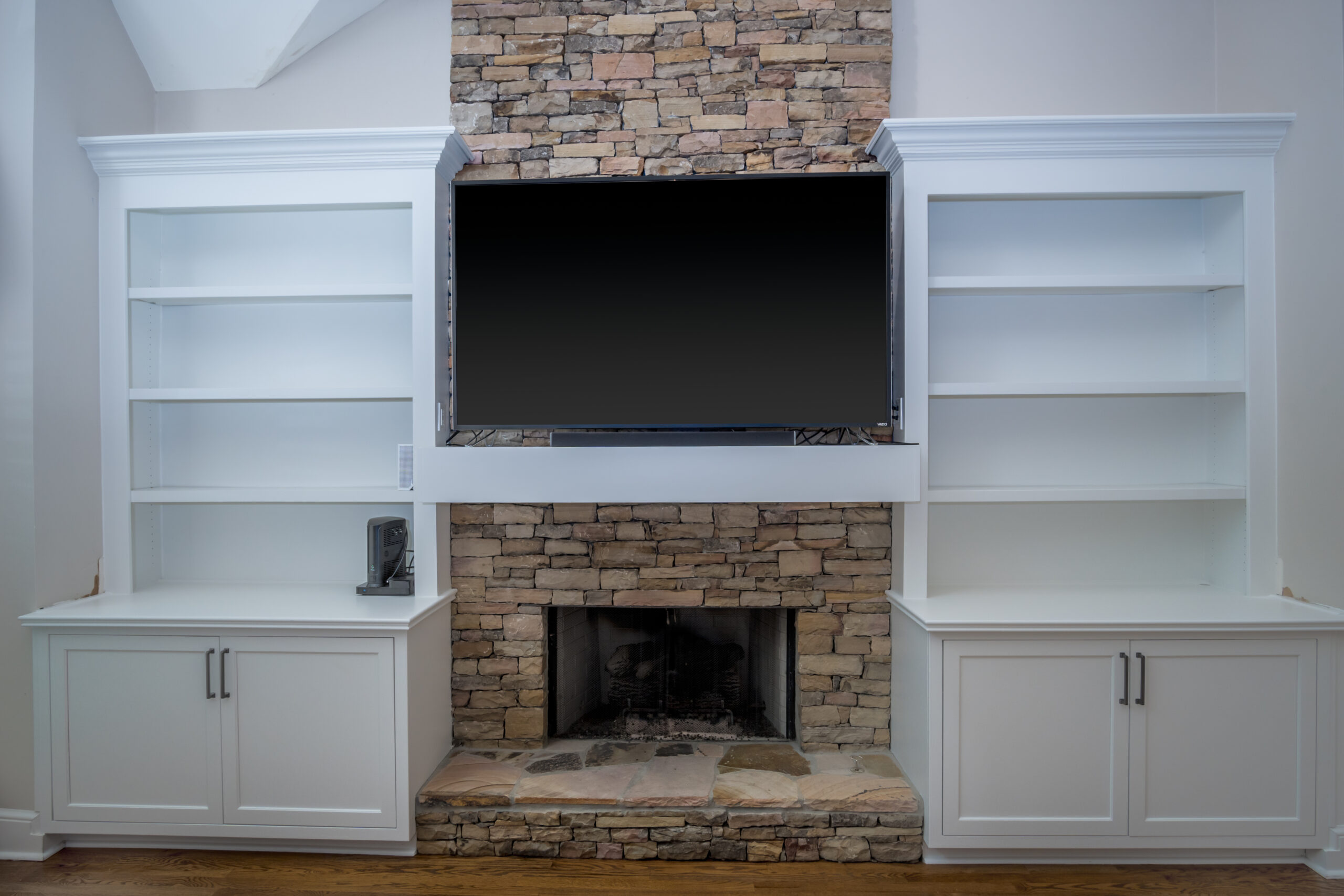 Custom Built Bookcases, Fireplaces | Greater Atlanta | Creative Cabinets